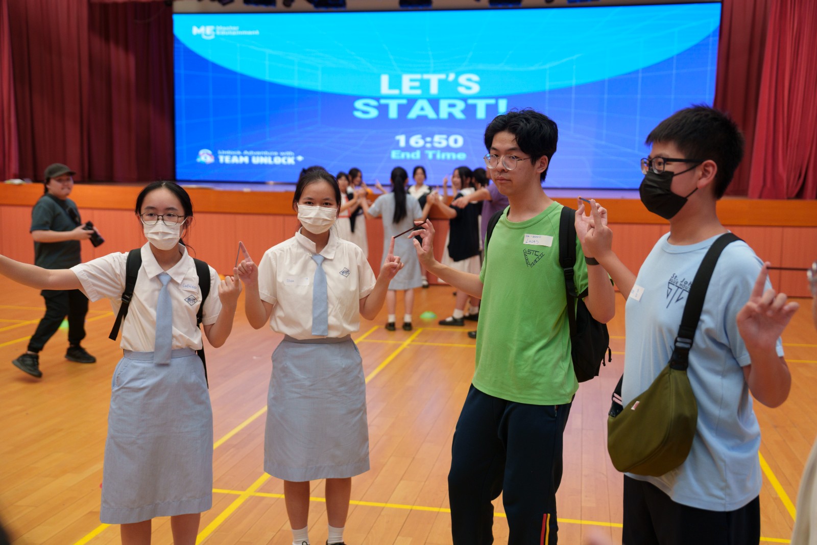 Side by Side Mock Trial Teamwork and Growth By 4J Serena Shi and 5J ...